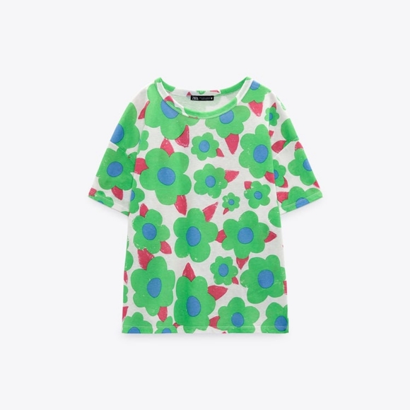 Zara | Tops | Zara Graphic Printed Green Flowers Cotton Tee Shirt Nwt ...
